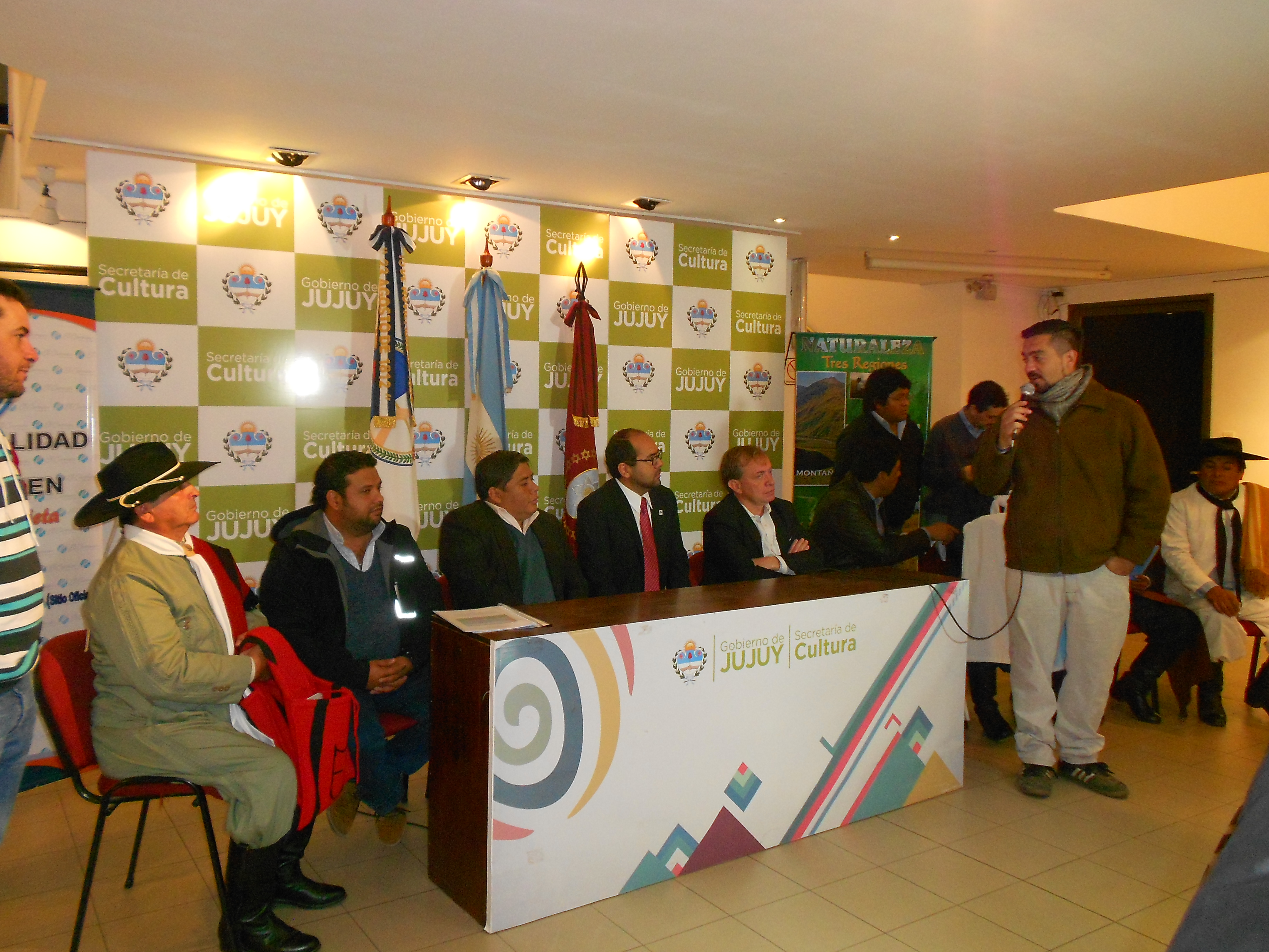 Acto de la Bandera de la "Macha" en Culturarte – Notinor Jujuy